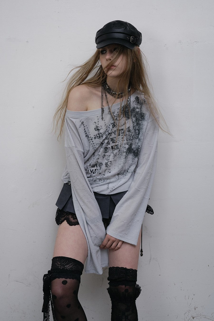 Off-Shoulder Graphic Shirt – Pixie Rebels