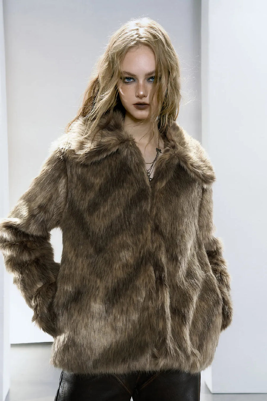 Glossy Fur Coat – Pixie Rebels